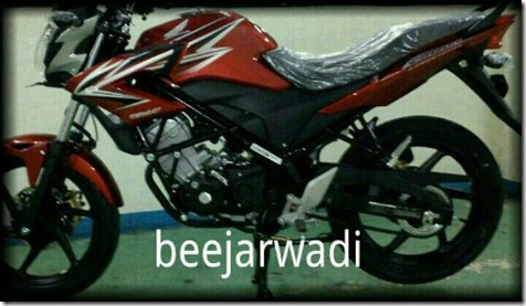 striping dan warna honda CB150R, merah maroon, putih dan hitam, nyuss ...